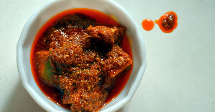 আমের টক আচার তৈরি করার সহজ উপায়