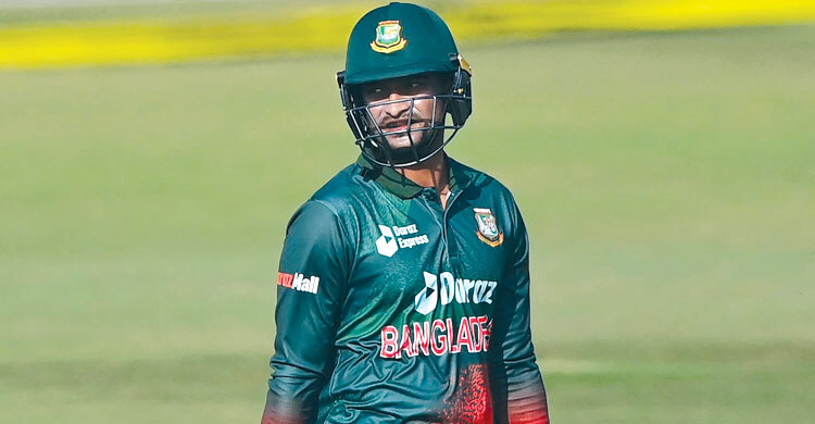 সাকিবকে আউট করে ‘প্রতিশোধ’ রশিদ খানের