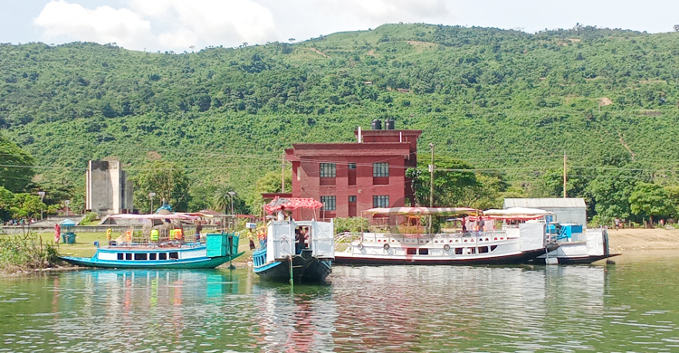 টাঙ্গুয়ার হাওরসহ সুনামগঞ্জে সব পর্যটনকেন্দ্রে সতর্কতা জারি