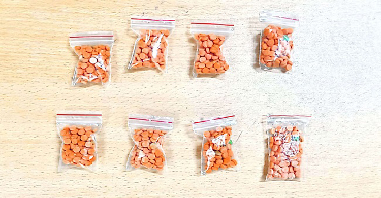 উত্তরখানে ৮০০ ইয়াবাসহ কারবারি গ্রেফতার