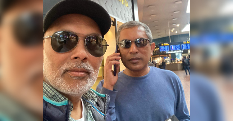 বন্ধু এসেছে বহু বছর পরে