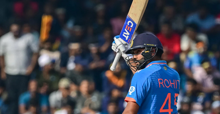 ইতিহাসের দ্বিতীয় দ্রুততম ১০ হাজার রোহিতের