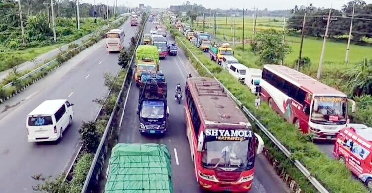 15km traffic jam on Dhaka-Tangail-Jamuna Bridge highway