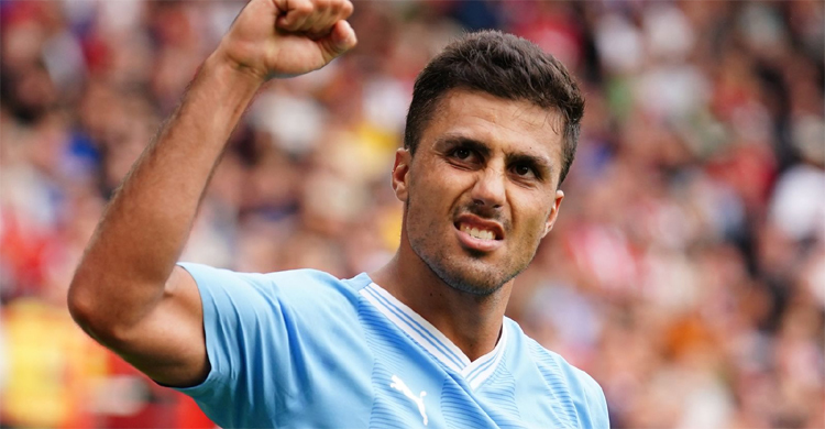 Rodri's dramatic winner sends Man City top